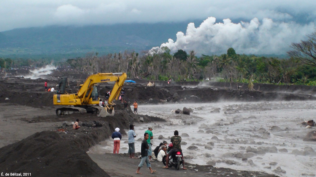Der Vulkan Merapi (Indonesien) : Raum- und Zeitaspekte des Risikos am ...